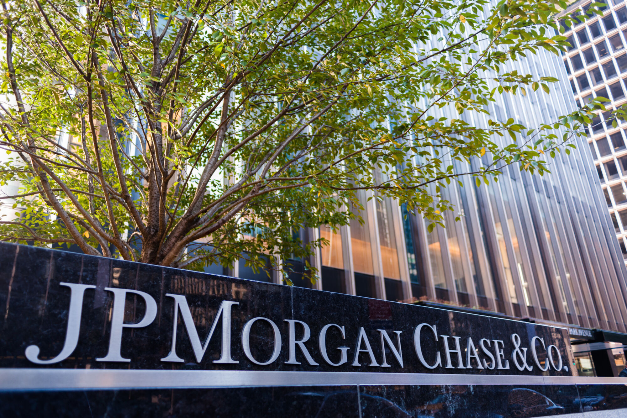 JPMorgan files for multi-asset credit fund